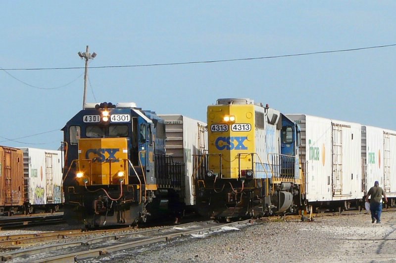 CSX 4301 & 4313